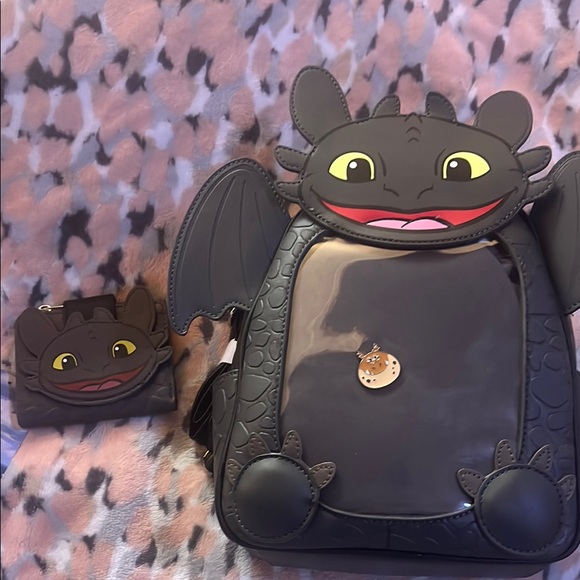 Dreamworks | Bags | Dreamworks Toothless Wallet With Yellow Eyes And ...